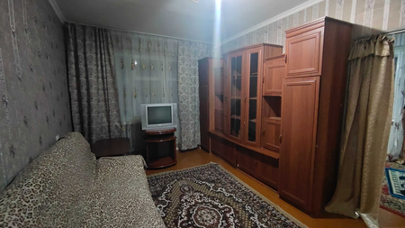 Геофизика 2/2/2, кирпич, 45 м², состояние среднее, не дорого