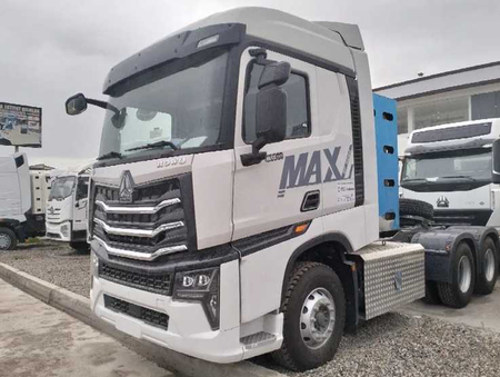 Тягач автомобиль HOWO MAX tayyor