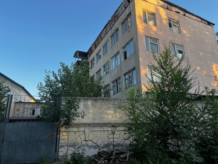 Срочно Нежилое. 1-Линия. ор: Кора-Камиш 1 РОВД. 12 соток. под бизнес
