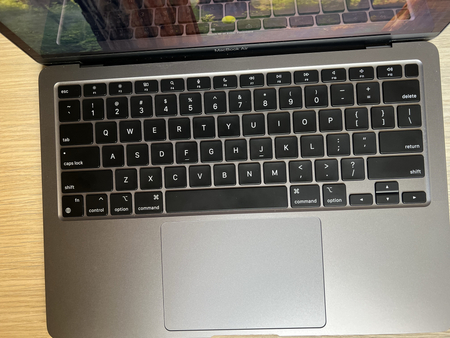 Macbook Air Space Gray 2020 / 29 cycle