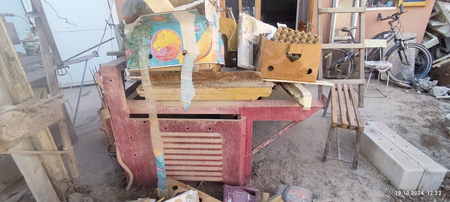 Marmar va granit toshlarga figura ochadigan va kesadigan stanoklar
