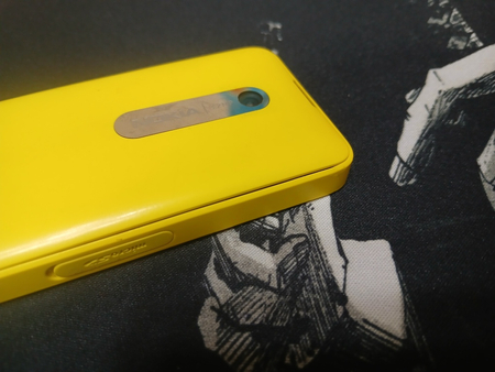 Assalom alekum telefon sotiladi Original Nokia 301 2ta Sim