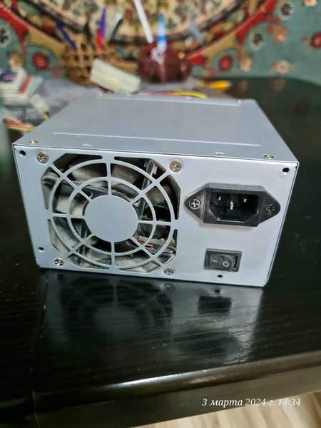 Продам блок питания AVTECH 450W!