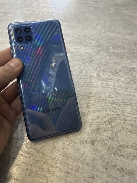 Galagy M32 64gb sotiladi