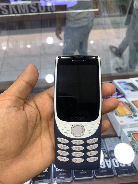 Nokia 8210 4G Orginal NEW