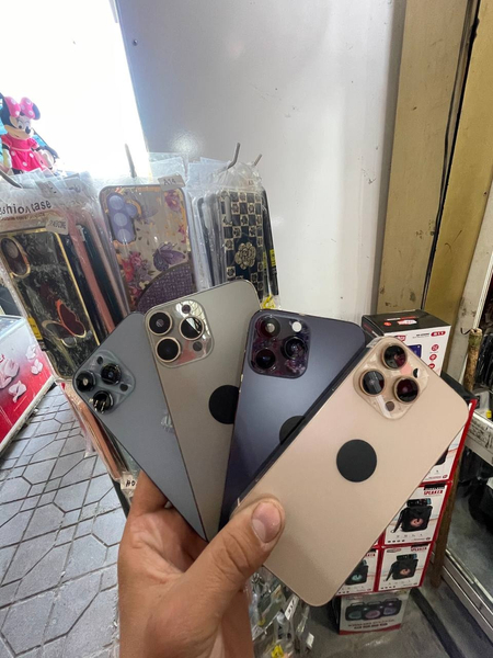 Iphone telefonlari Xrlar va 11 lar uchun korpuslar  13pro 14pro 15pro