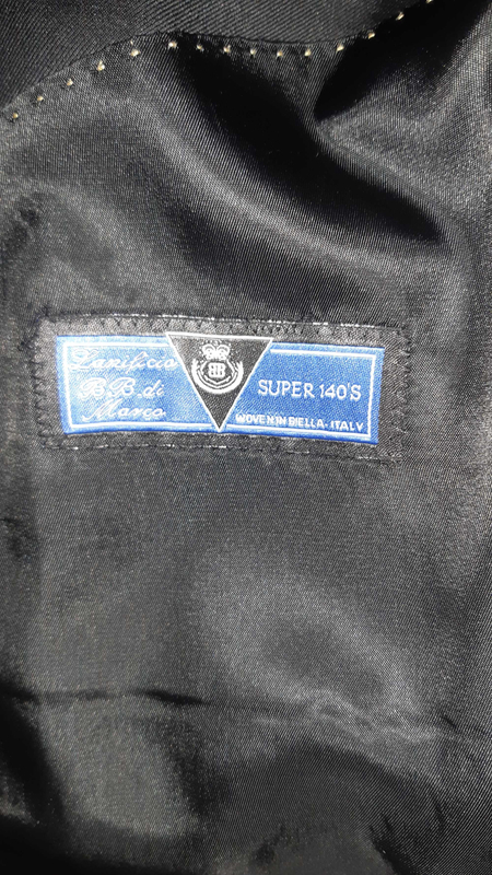 Продам мужской костюм фирма  Blue Family