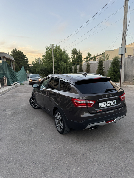 Lada Vesta Sw cross