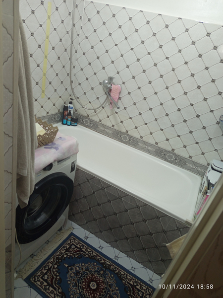 3 xonaliy dom sotiladi