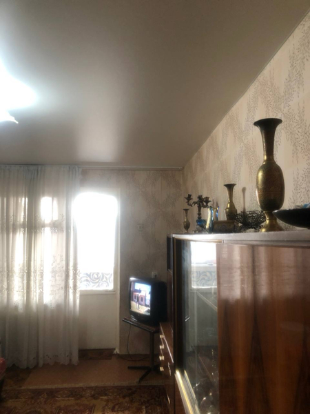 Новомосковская улица аккурган - 77 серия продается 2в3 ком 60м2