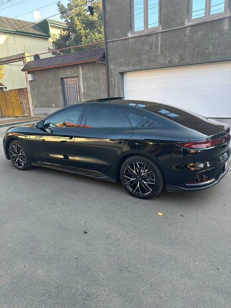 BYD HAN black edition, 3.9 сек. 2023