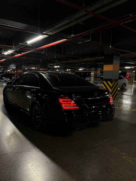 Mercedes Benz S-Class W221 S600 Long V12 оригинал ( Фулл комплектация)
