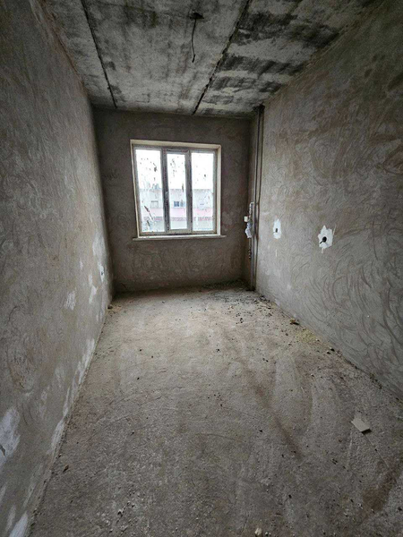 2 xonali 67m² 4-qavat uy sotiladi