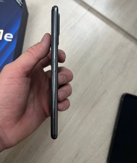 Vivo V21e продается, срочно