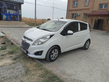 Spark sotiladi srocna