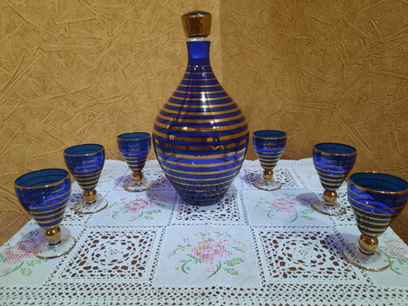 Винтажный графин и 6 рюмочек,  Чехословакия, Богемия