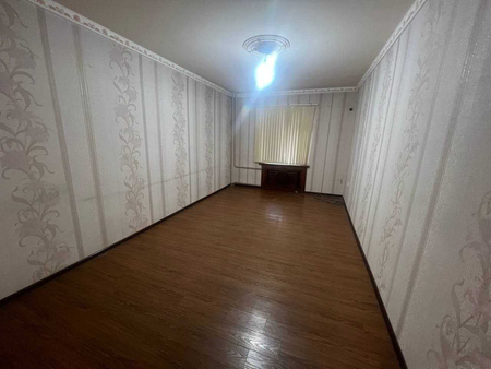 Офис пр.Беруний,Ледовый Дворец банк.дом 6-комн 314 м² ремонт