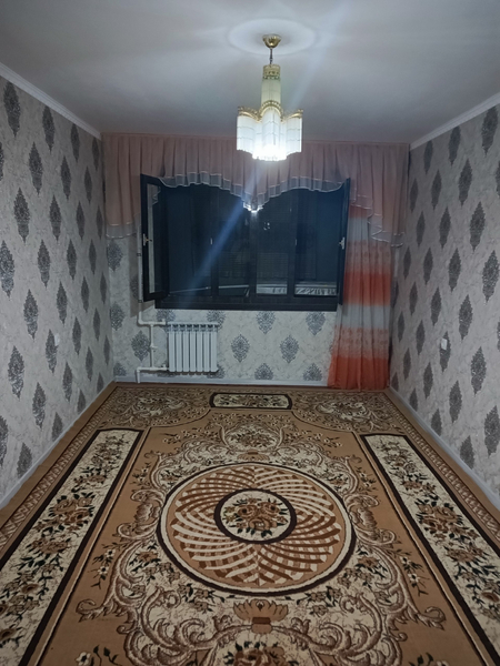 Srochno Uy sotiladi 2 xona 2 etaj 56 kvadrat
