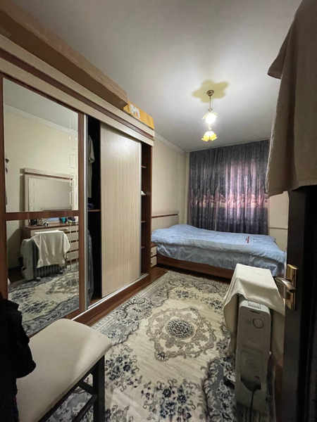 Продаётся Срочно Ойбек Метро Ор-р Точка Вукус 2/комнатная 60.кв