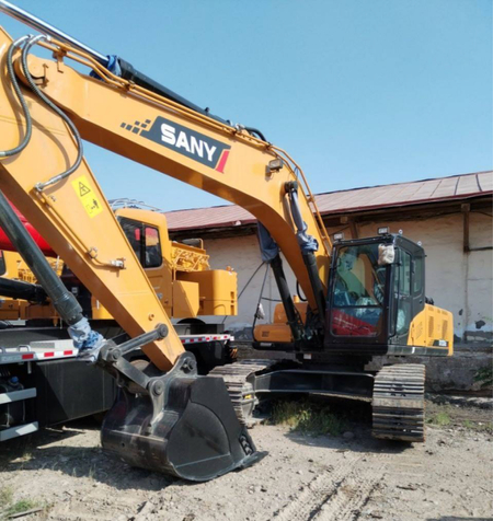 Экскаватор SANY SY235C Янги 1,2 куб