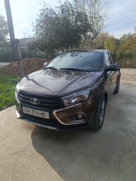 Lada Vesta cros 2019