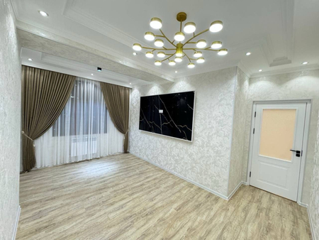 Продается 3 ком. Квартира адрес 1 остановка микрорайона