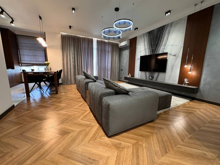 ПРОДАЕТСЯ 4/5/8
НОВОСТРОЙКА
ЖК Parisien
Golden House
(Яккасарайский ра