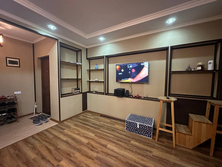 Космонавтов Юнус Раджаби 1/1/5 кирпич. Ориентир  Интерпол