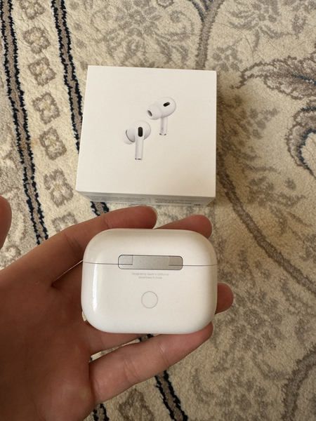 Airpods pro 2 lighting