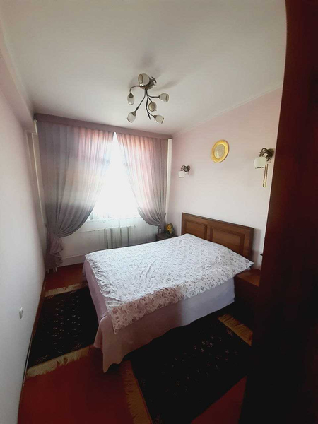 Продаётся 4-х ком. кв. 130,5 кв.м (4/2/4) м-в Спутник, Янгихаёт