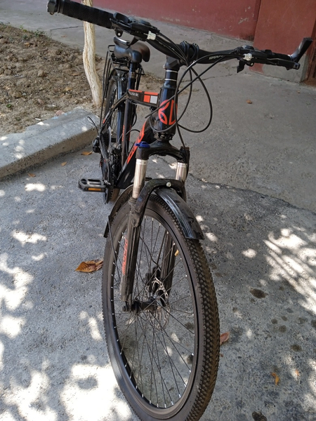 Velosiped sotiladi yangii