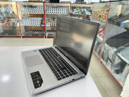 Acer 4500 protsessor arzon narxda 4/1000 gb