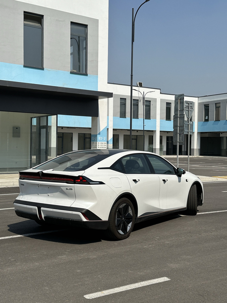 Changang Deepal SL03 Гибрид