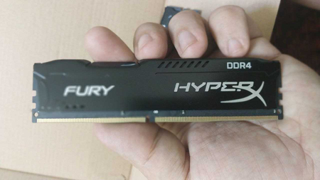 Продам озу ддр4 4гб DDR4