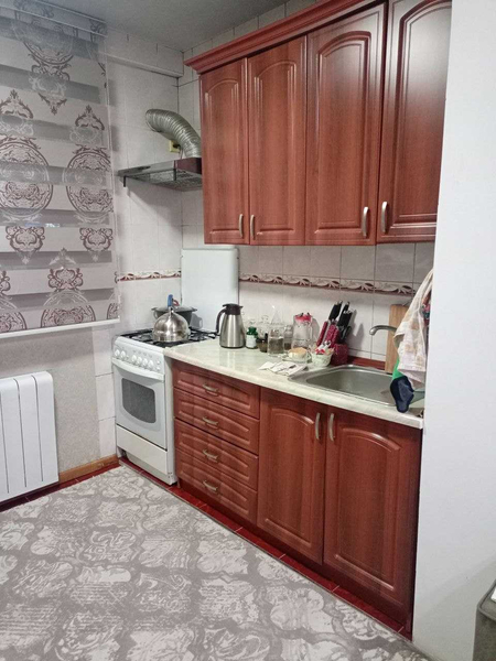 Продается просторная квартира. Мирабадский р-н.  Метро: Ойбек.