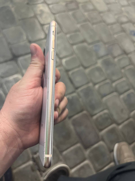 Iphone 8 plus 64gb