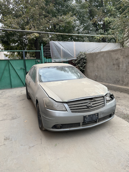 Nissan 3,5 на запчасти
