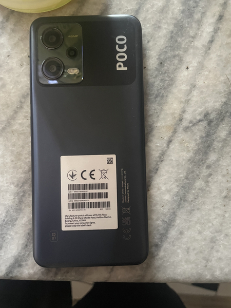Pocco x5 sotiladi yengide