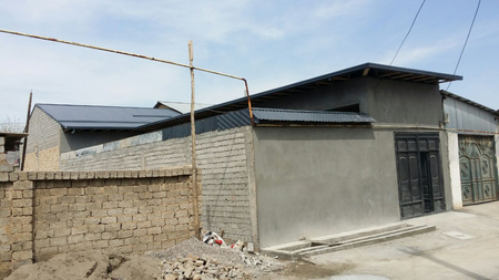 Продаеться дом 3 сотки в кибрайском районе ,маххаля Парвоз