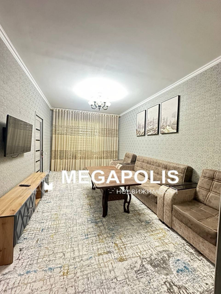 *Чиланзар 19кв 2в3/1/4 с ремонтом Мебель+Техника