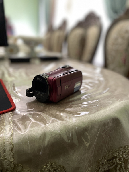 Samsung F53 видеокамера
