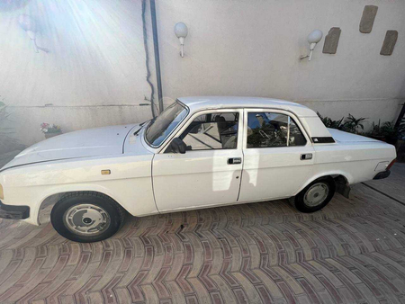 Продается ГАЗ 3129 газа нет!