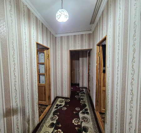 Продаётся шикарная квартира в Ташкенте 3/3/9, Шайхантахур (J2724)