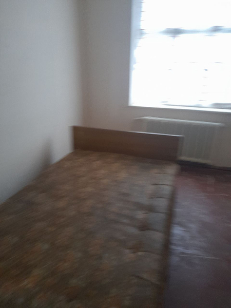 Dom sotiladi 2 xonali yangiyol shaxar beruniy 3 kv 16