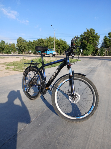 Velosiped sotiladi . Yangi