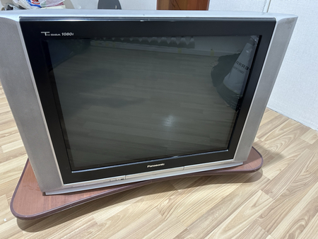 Телевизор Panasonic 1080i