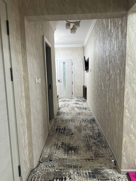 Yunus obod 10 kv da 3/3/5 sotiladi narxi 80$min