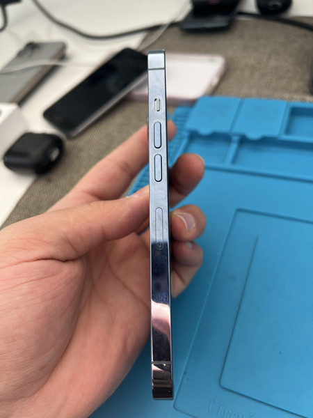 13pro 256 blue kh/a batareyka 75%