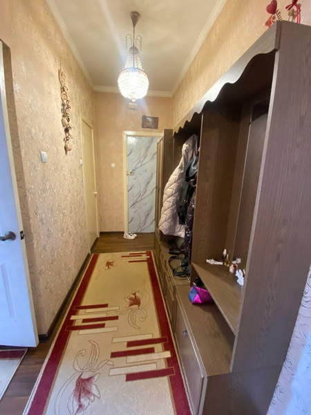 Продам 1 комнатную на Юнусабаде 15 квартале