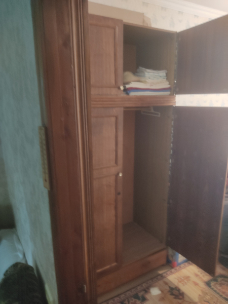 Шкаф в хорошем состоянии